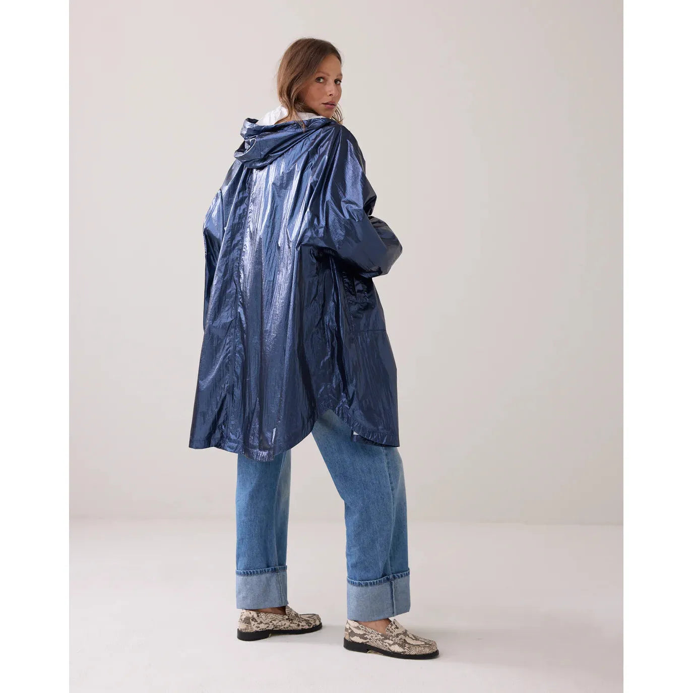 Summum Oversized Metallic Raincoat – Water-Repellent with Compact Pouc ...